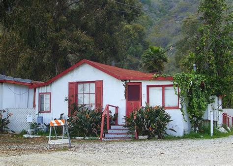 Vacation Barefoot Travel Blog Topanga Ranch Motel In Malibu