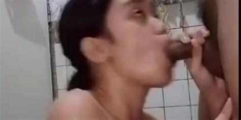 MANDI BARENG PACAR Tnaflix Com MANDI BARENG PACAR Tnaflix Com