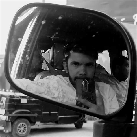 Dr Ranjit Singh आज कुछ लिखना चाहता हूँ पर डर है कि कागज़ पर आंसुओं के