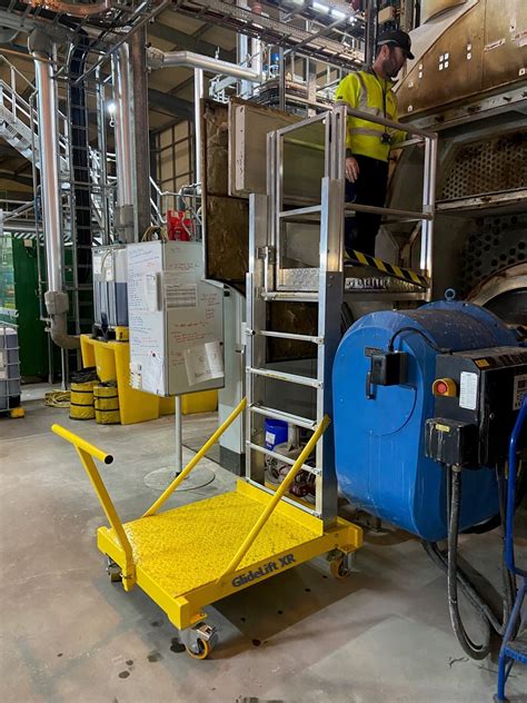 Cantilever Working Platform