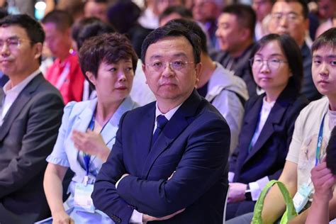 比亞迪創辦人遭實名舉報 出軌女高層2私生子女還參與公司業務 FTNN 新聞網