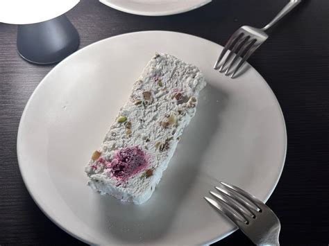 Apink Community Post 다들자려나 나는 오늘 저녁에 판다인 어떤 예비셰프님이 나한테 본인이 만든건데 맛좀