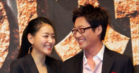 [포토엔]다정한 포즈 박신양 박진희 팔짱 끼고