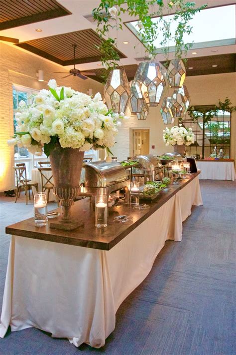 How To Decorate A Buffet Table For A Wedding