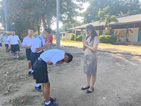 3 โรงเรียนวัดเขาพระยาสังฆาราม อ ลานสัก จ อุทัยธานี