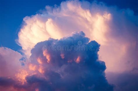 Thundercloud In The Rays Of The Sun Stock Image Image Of Overcast