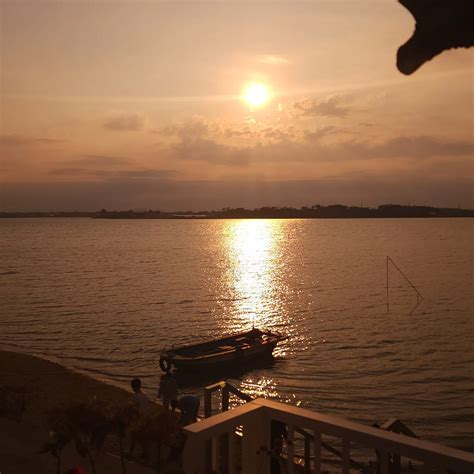 마크강pd 머리와 가슴 지갑을 채워져라 그러면 평생 함께 할테니 또 하나의 슬로건처럼 이 세가지가 빠지면 항상 사람은 곁에 있어도 다른 생각을 하더라 말하기 전에 미리