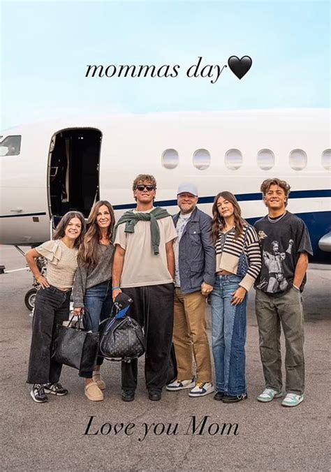 Jaxson Dart Shares Heartfelt Mother S Day Moment With Mom Kara Weeks After She Went Viral On NFL