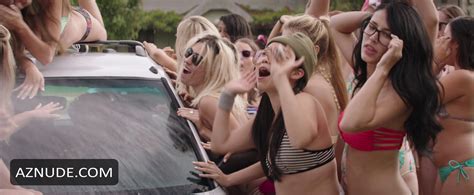 AWKWAFINA Nude AZNude