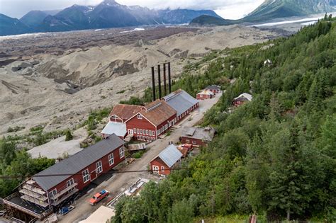 Kennecott Mine Tour Review And Guide Wrangell St Elias National Park