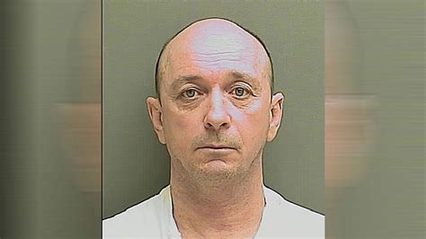 Sex Offender Wanted In Harris County On Theft Charges Abc13 Houston