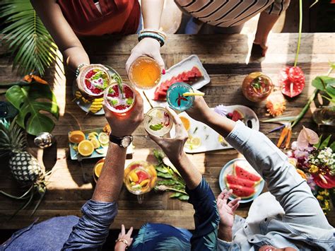 Top 5 Cocktails For Your Summer Holiday Saqcom