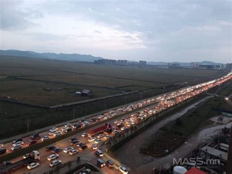 Улаанбаатар хотын автозамын түгжрэлийг бууруулах Үндэсний хороо 32 хүний бүрэлдэхүүнтэй