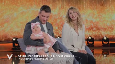 Damiano Carrara Vi Presento Mia Moglie Chiara E Mia Figlia Dafne