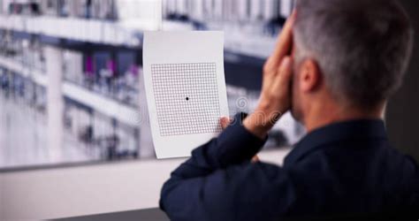 Amsler Grid Sight Examination Stock Image Image Of European Retinopathy 304363363