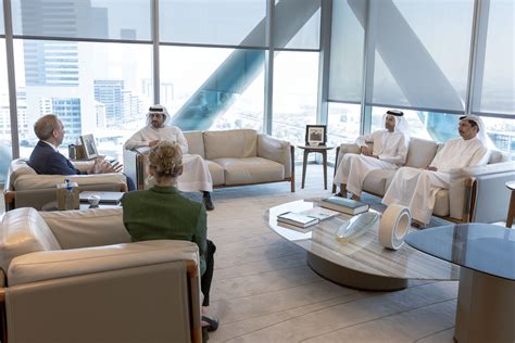 Maktoum Bin Mohammed Meets With Microsofts Vice Chair And President