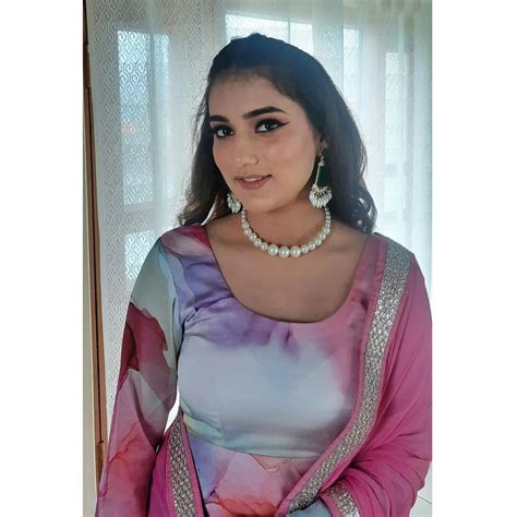 Lakshanya Lakshanyaparmar • Instagram Photos And Videos