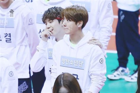 Pin De T W Cheng En Bts Bromance Jungkook Suga Listas De Lectura