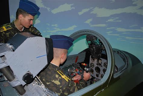 Максим Устименко що відомо про пілота F 16 який віддав життя захищаючи Україну під час удару