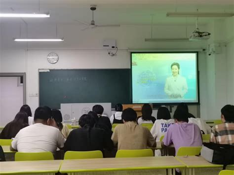 硒产业学院开展“千万师生同上一堂国家安全教育课”活动 武汉轻工大学硒科学与工程现代产业学院