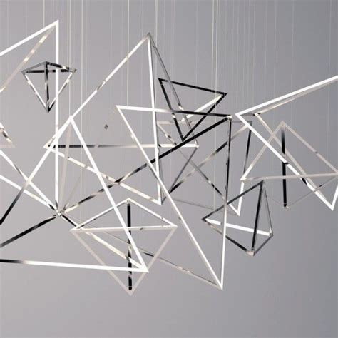 专业定制设计非标工程灯具，具有创新能力以及设计能力的一支强大队伍，承接国内外各大酒店售楼部样板房豪宅会所灯具的设计与生产。tel Wechat ：19179528280