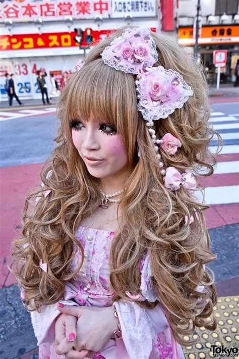 14 Japanese Fashion Subcultures That Will Fill You With Wonder