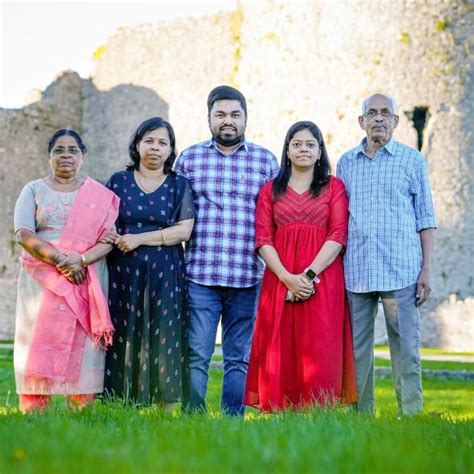 Ashas The Mural People Mrs Asha Sarath Wearing Ashas Signature