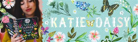 Katie Daisy 2023 Weekly Planner On The Go 17 Month Calendar With Pocket Aug 2022 Dec 2023 5
