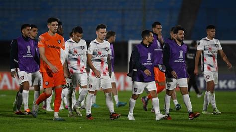 Los Memes Y Reacciones Al Error De Agustín Giay Contra Liverpool Por La