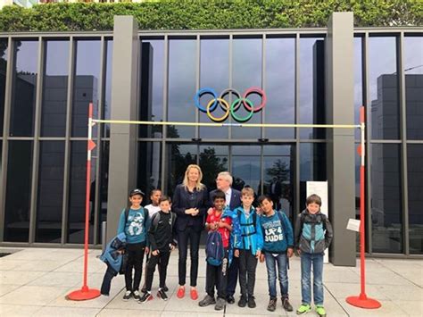 Стефка Костадинова ще отбележи утре в Пловдивския университет Световния ден на спорта