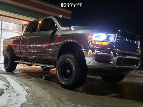 2019 Ram 2500 With 17x10 25 Vision Tactical And 35125r17 Hankook