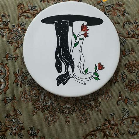 کمدا قیمت و خرید نقاشی رو سفال رنگ سفید سایز 10 در 10