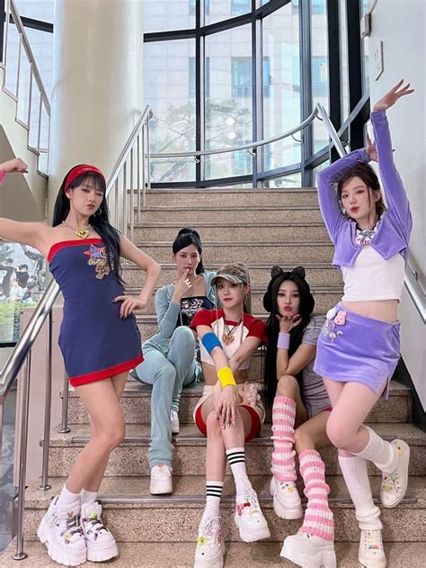 G I Dle Корейские актрисы Знаменитости Красивые знаменитости