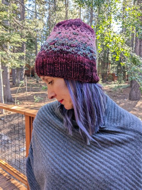 Quarto Toque Knit Hat Pattern — Thingsbethmakes