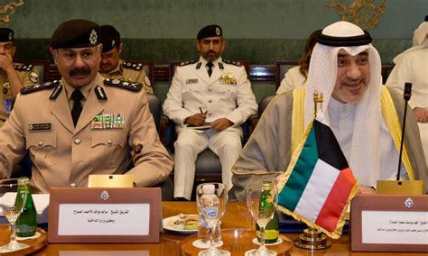 وزير الداخلية يبحث مع نظيره العراقي تعزيز العلاقات الأمنية والتعاون بين
