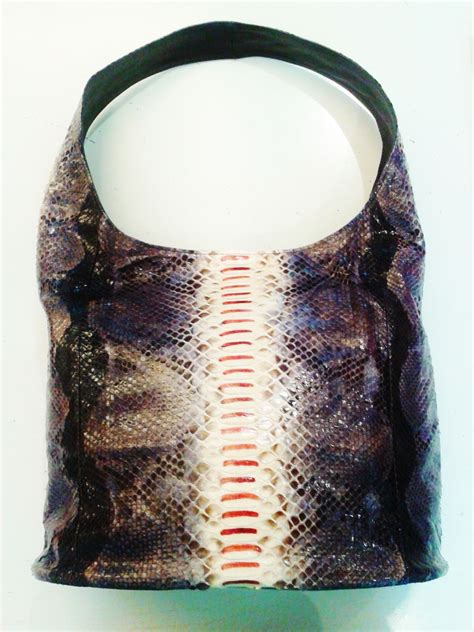 Bolsa Gabriela Python Artesanal Claudia Martinez Hobo Fashion