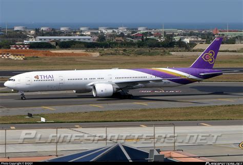 Hs Tkq Thai Airways Boeing 777 3aler Photo By Biggy Id 1154222