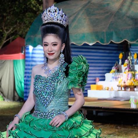 ต่าย สุวนันท์ แฟนเพจ On Reels ต่าย สุวนันท์ แฟนเพจ · Original Audio