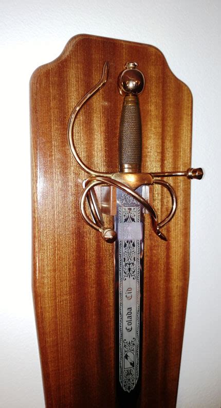 Bob Penoyers Sword Plaque Woodworking Page