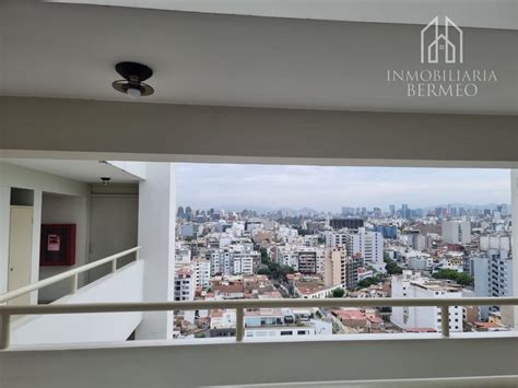 Espléndido Flat Amplio Con Vistas Al Mar Inmobiliaria Bermeo