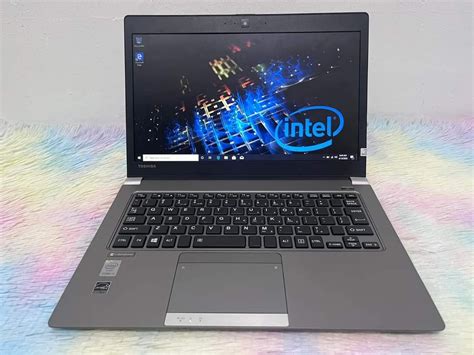 TOSHIBA INTEL CORE I3 Good As New With Box On Carousell