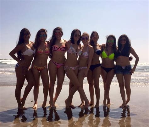 Foto De Are We Hot Comment