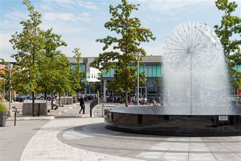 Shops At Don Mills Wzmh Architects
