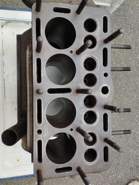 Bloc Moteur Peugeot 201 à Vendre