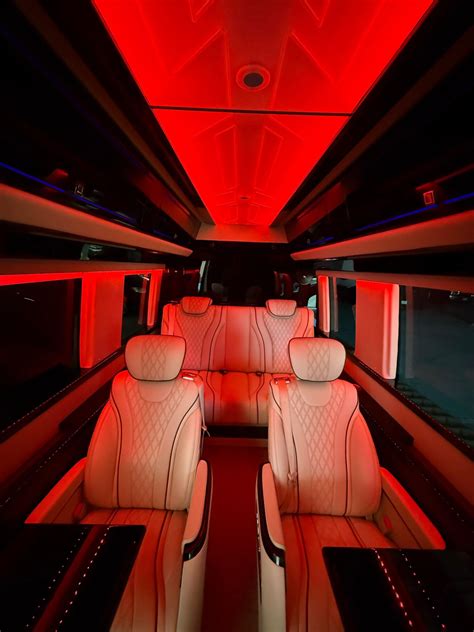 Airport Chauffeur Service Nyc Golden Class Limo