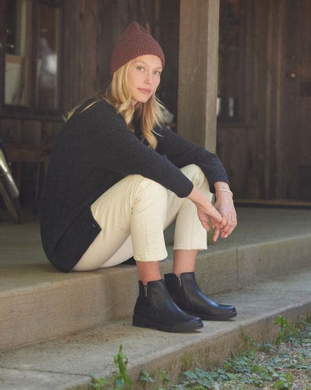 Wide Toe Box Boots The Walking Company