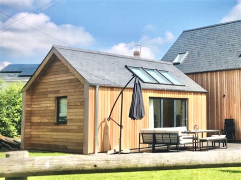 Vertical Vs Horizontal Timber Cladding Which Is Best