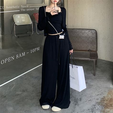 코디세트골지라인 슬림 가디건브이넥 크로스 크롭 슬리브리스허리밴딩 와이드 캐주얼 팬츠 세트 Ag115730e