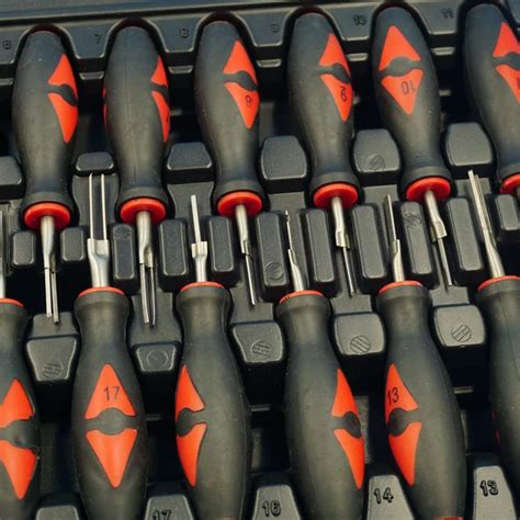 Lm358 Dual Op Amp Pinout Equivalent And Datasheet 59 Off