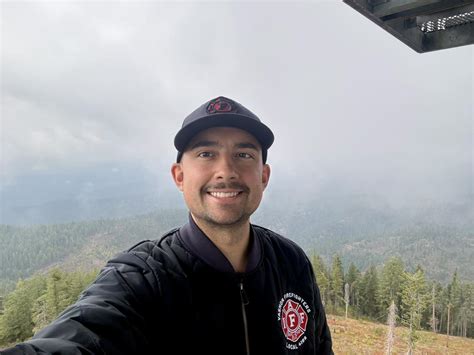 Lieutenant John Is On A Vashon Island Fire And Rescue Facebook